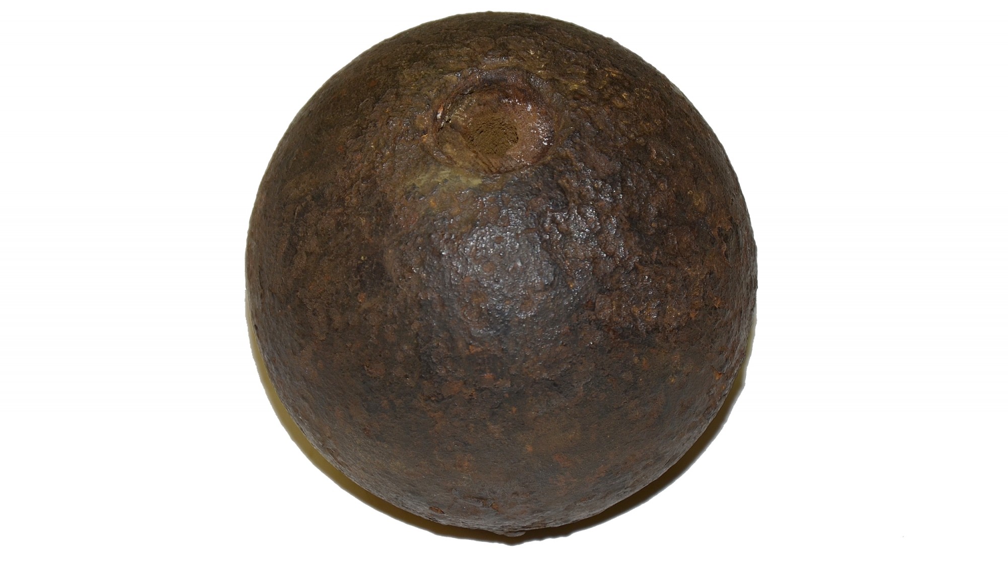 CONFEDERATE 3.67-INCH 6-POUNDER SPHERICAL SHELL WITH ORIGINAL WOODEN ...