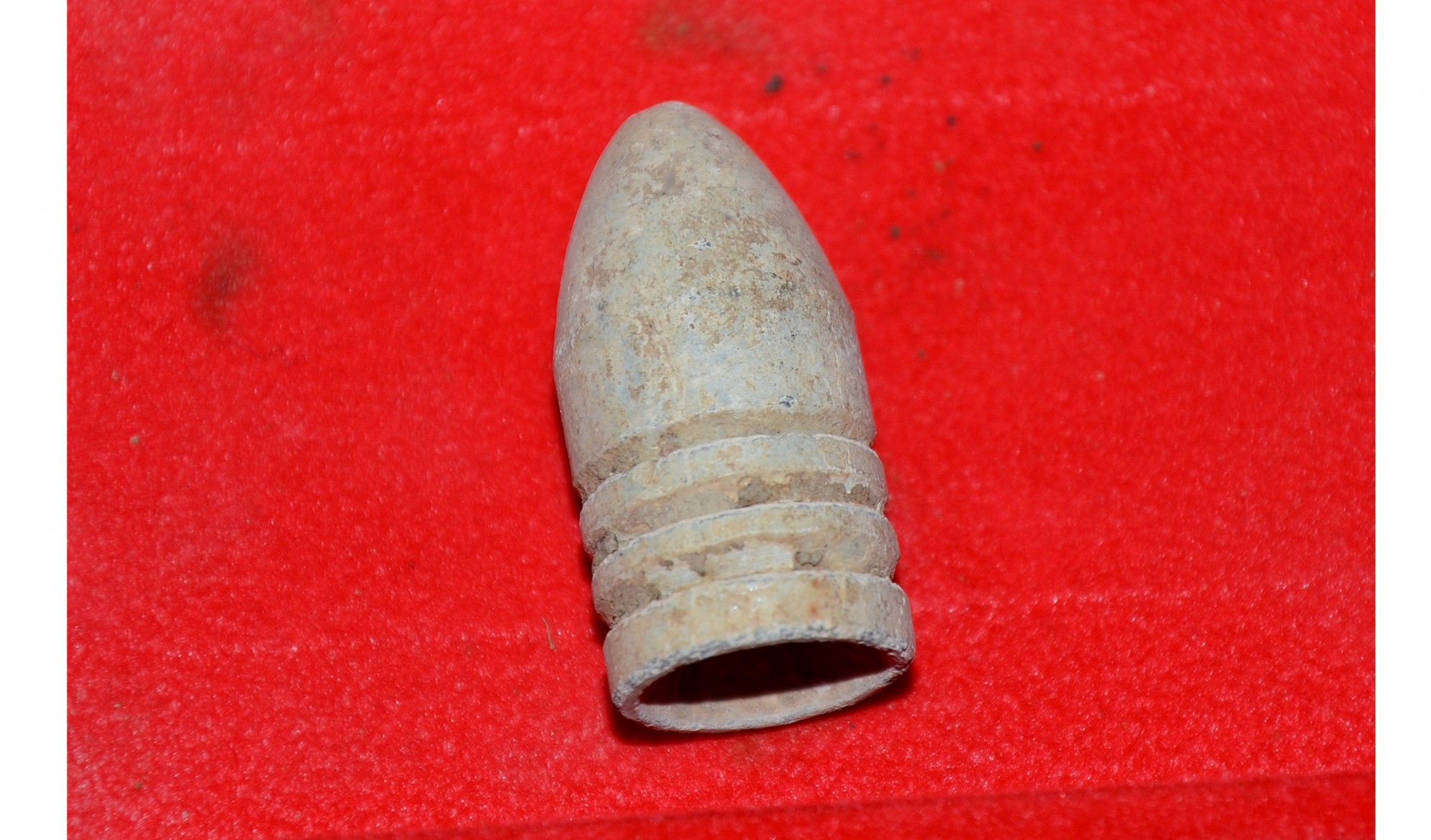 DROPPED .58 MINIE BALL WITH SWAGE MARK IN BASE - GETTYSBURG — Horse Soldier