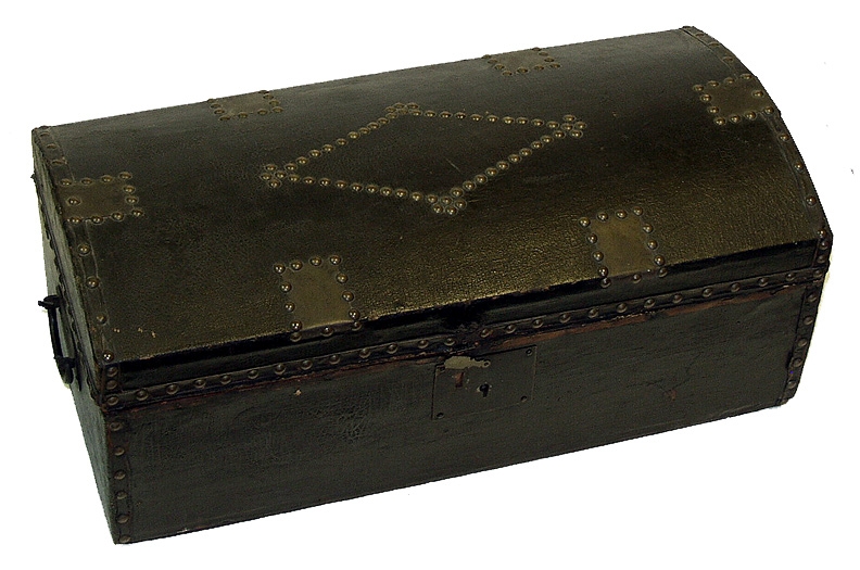 CIVIL WAR-ERA OFFICER'S DITTY BOX — Horse Soldier