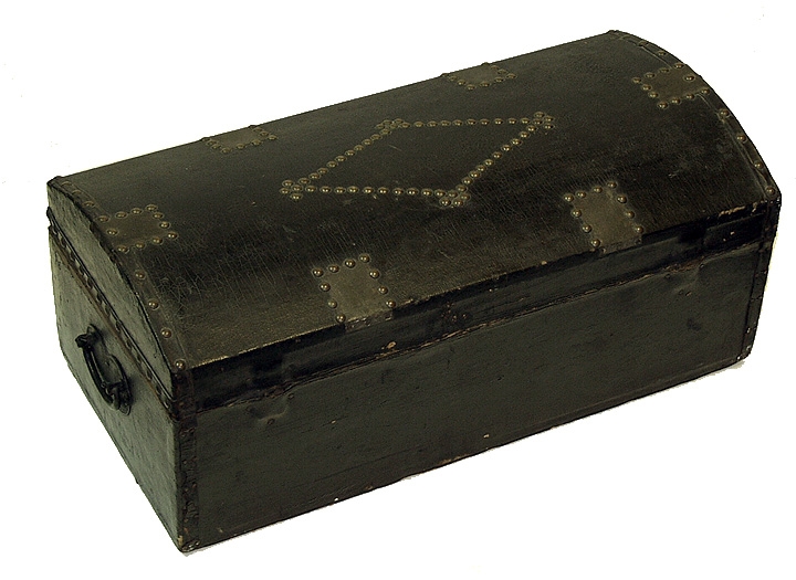 CIVIL WAR-ERA OFFICER'S DITTY BOX — Horse Soldier