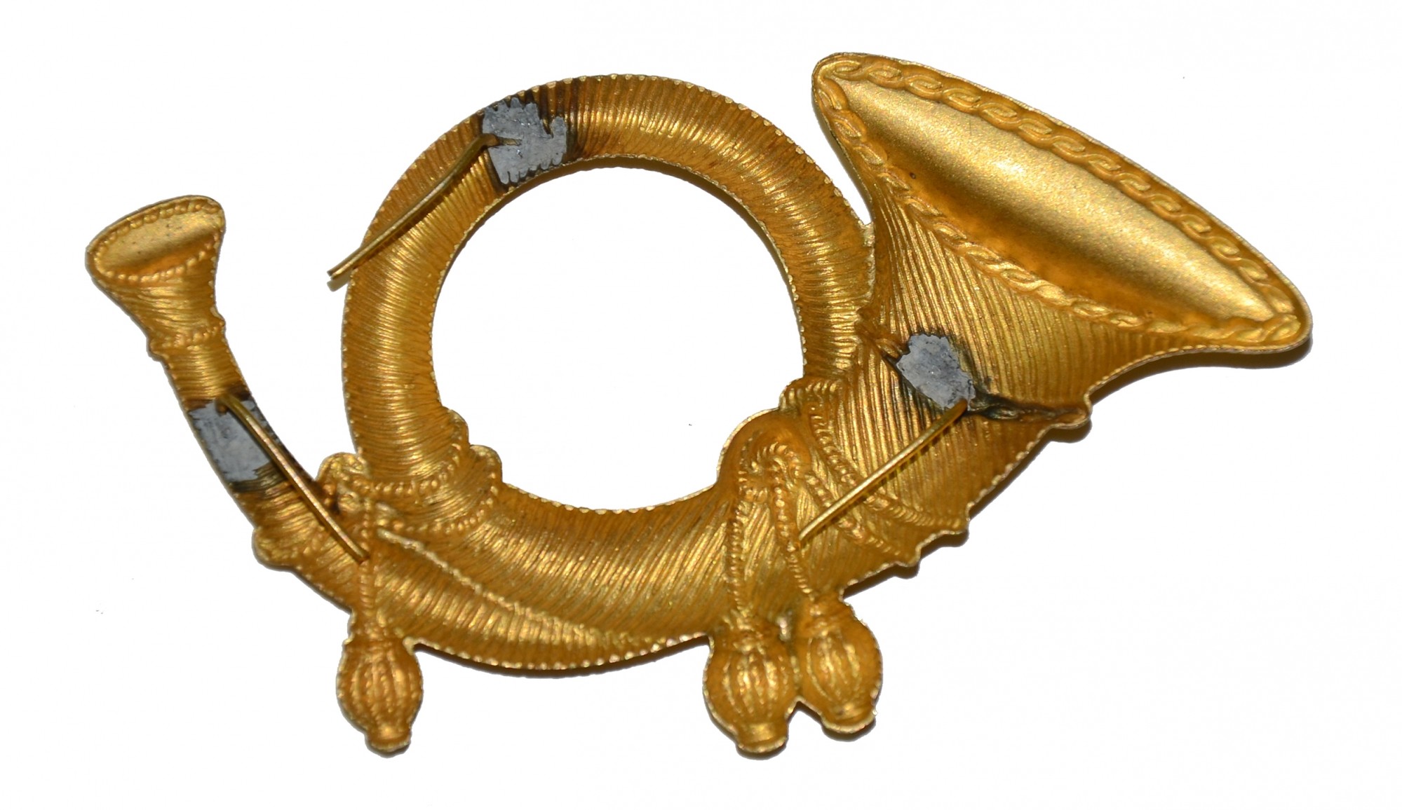STAMPED BRASS FALSE EMBROIDERED INFANTRY HUNTING HORN INSIGNIA — Horse ...