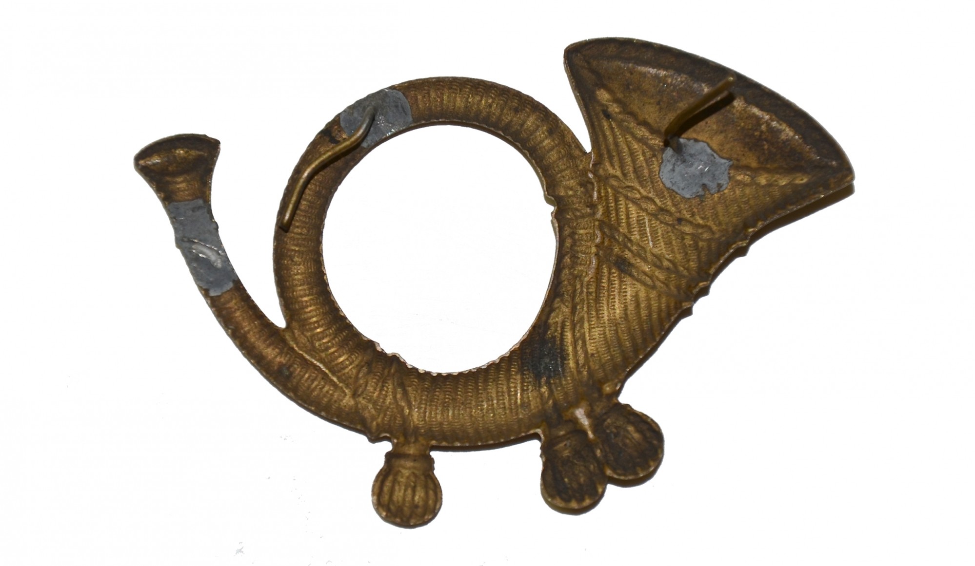STAMPED BRASS FALSE EMBROIDERED INFANTRY HUNTING HORN INSIGNIA — Horse ...