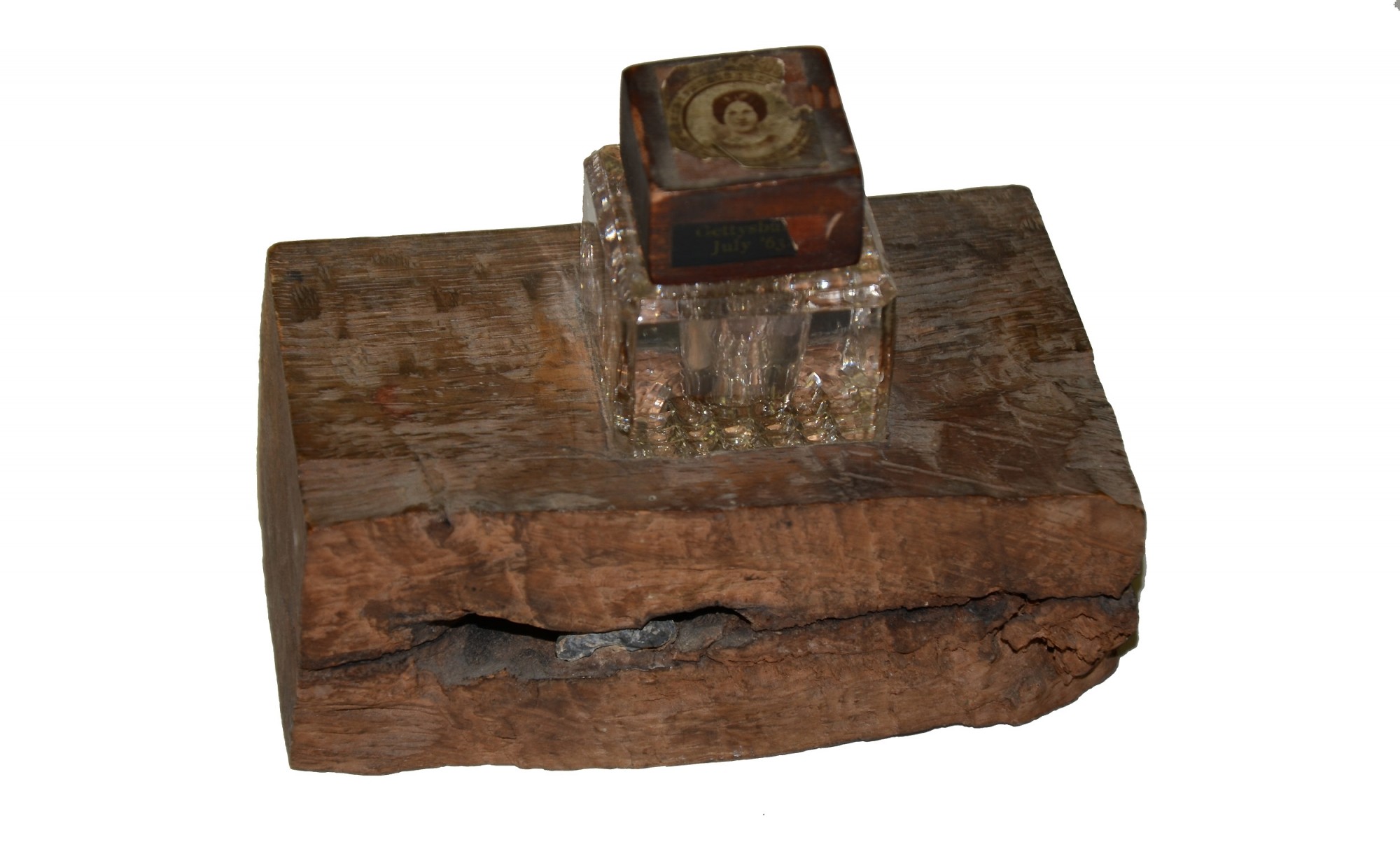 GETTYSBURG DESK SET MADE FROM BULLET STRUCK WOOD — Horse Soldier