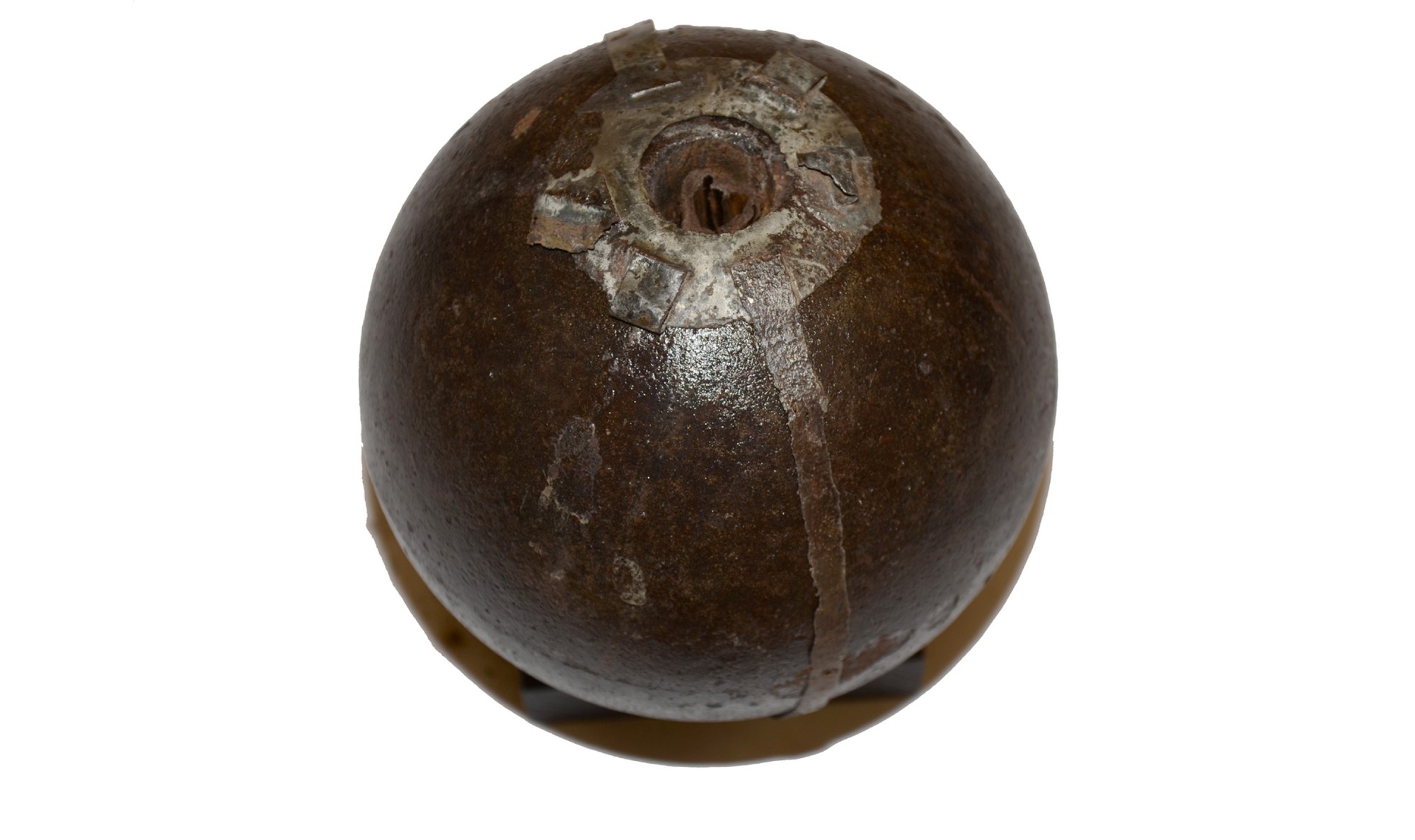 CS 24 LB. SPHERICAL SHELL WITH SABOT REMAINS — Horse Soldier