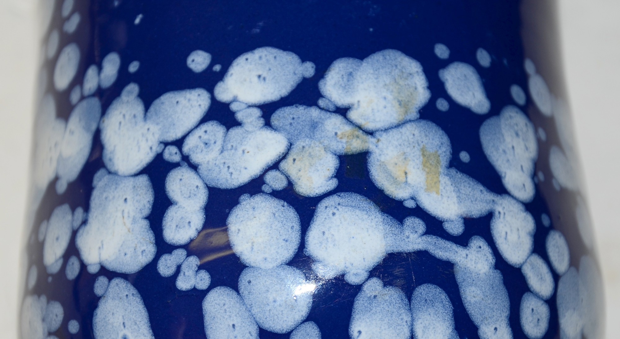 VERY RARE COBALT BLUE PERSIAN ALBARELLO DRUG JAR, CIRCA 1680 — Horse ...