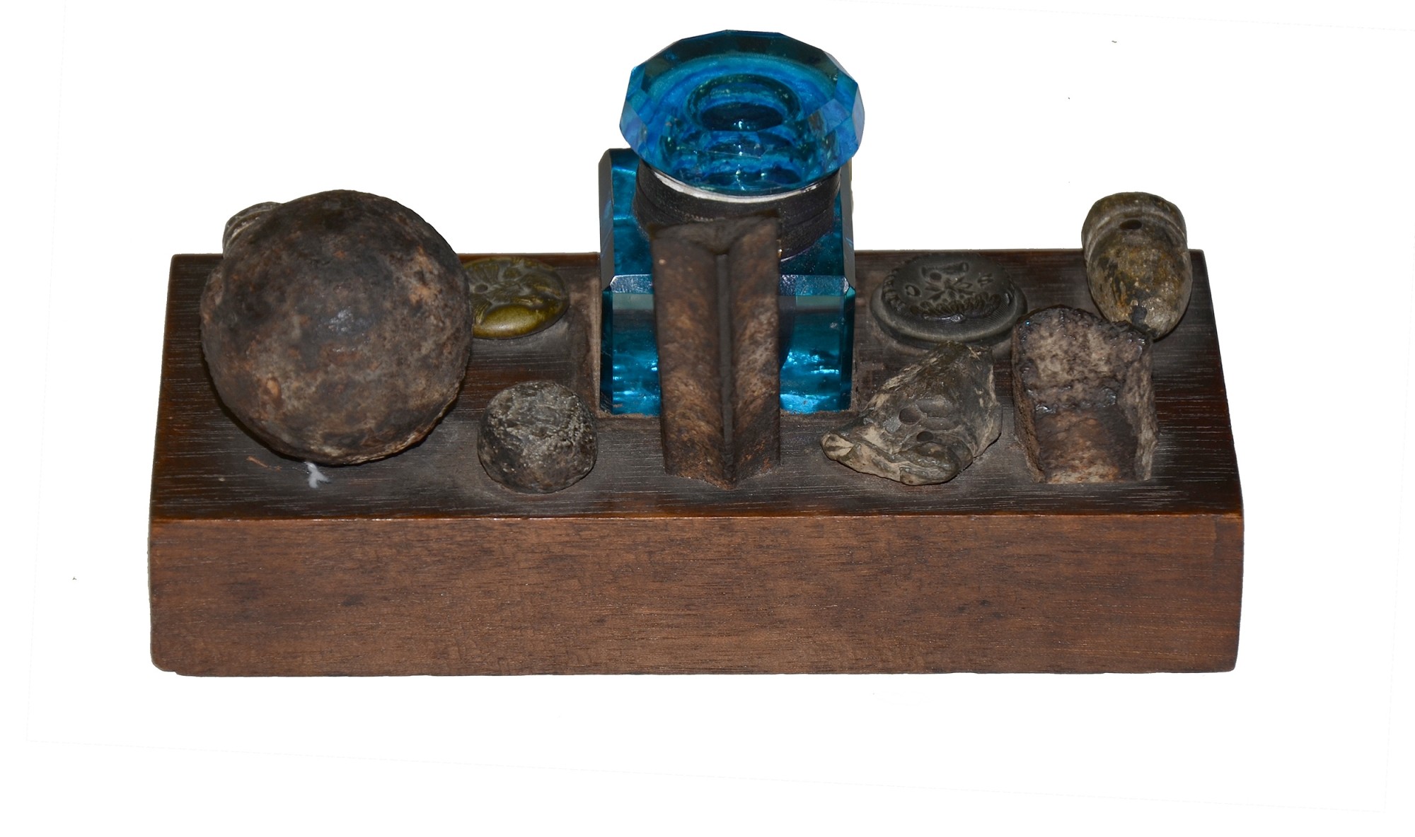 GETTYSBURG RELIC DESK SET — Horse Soldier
