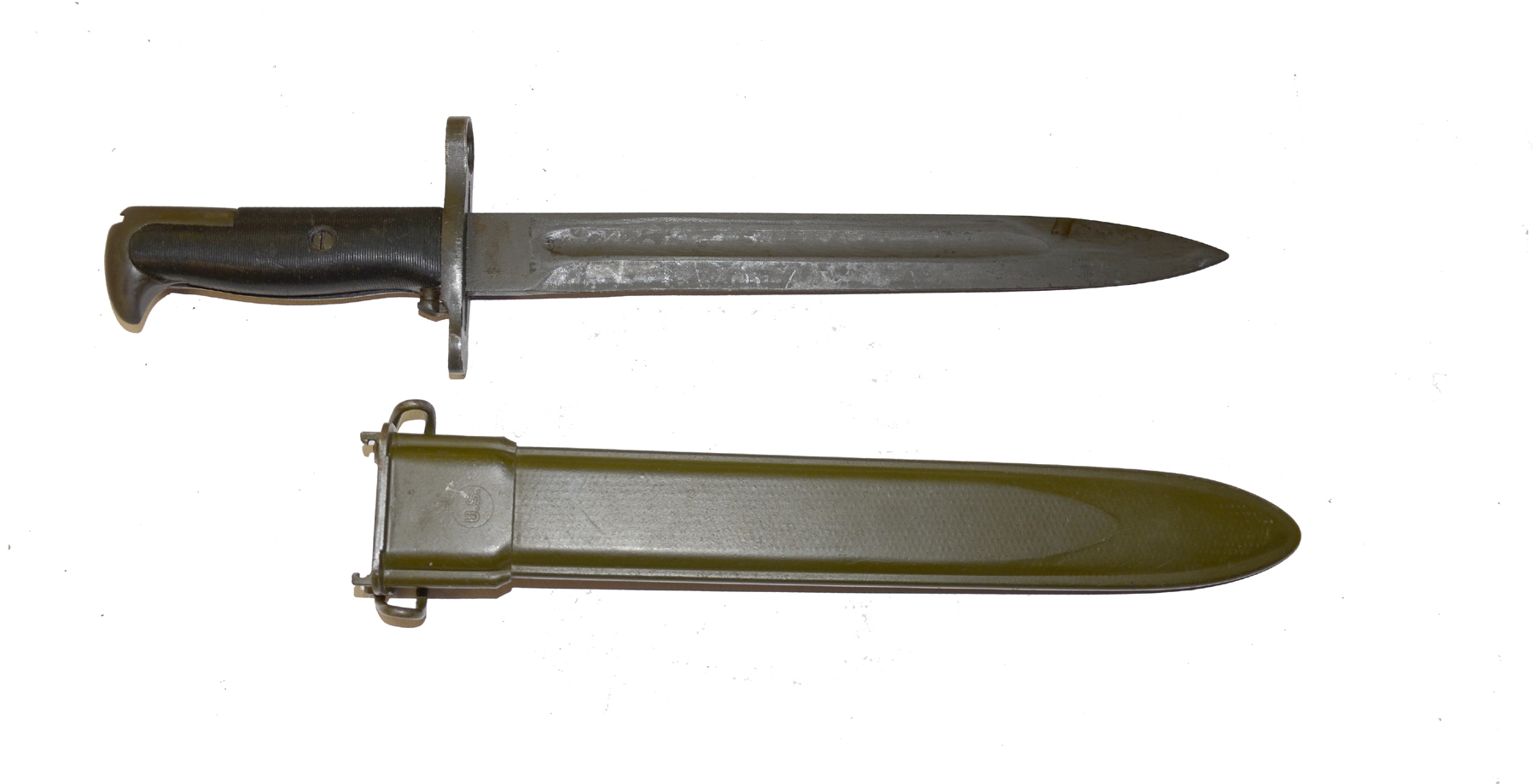 M1 BAYONET IN PLASTIC SCABBARD MADE BY THE UNION FORK AND HOE COMPANY ...