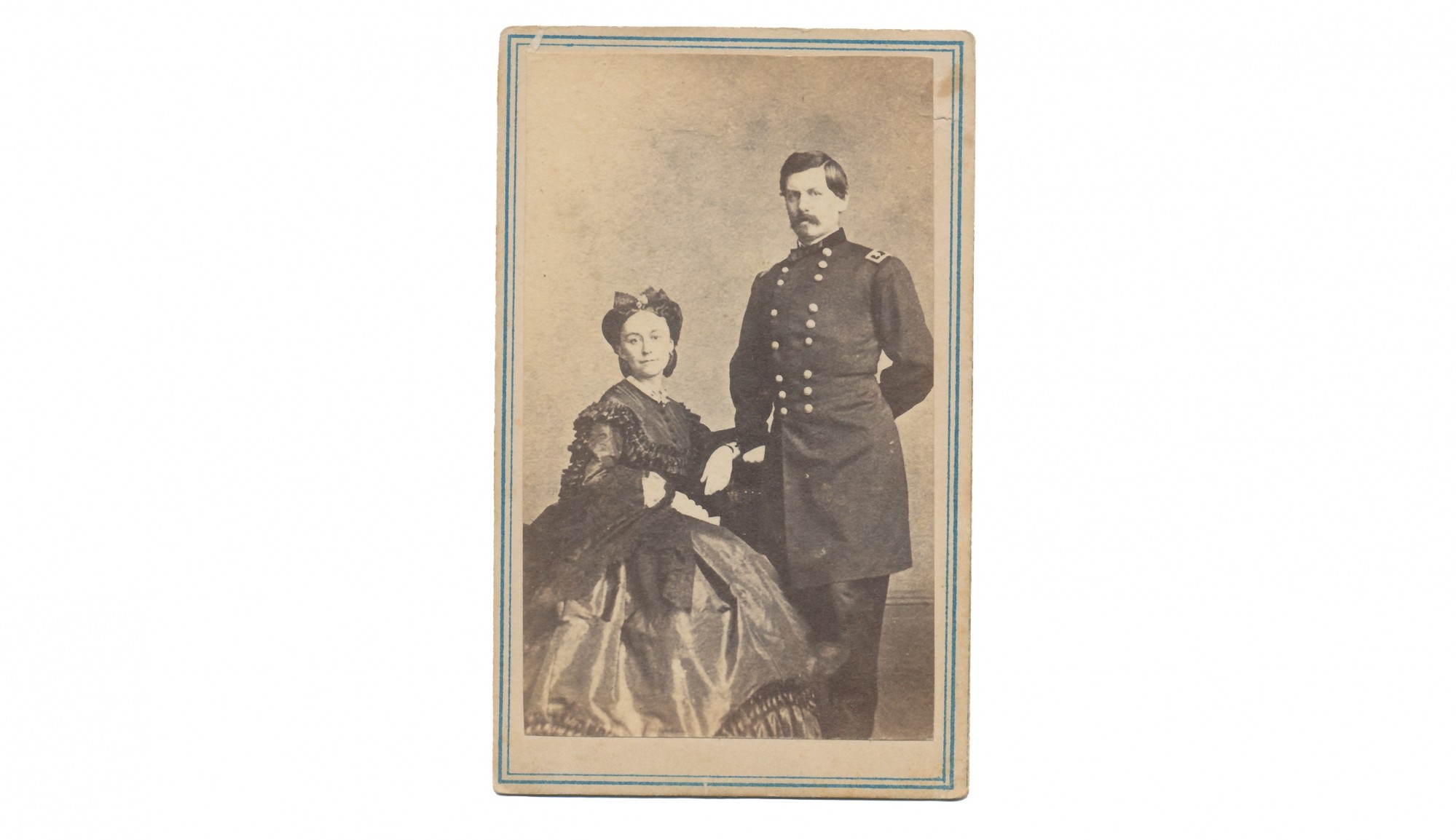 CDV OF MAJOR GENERAL GEORGE B. MCCLELLAN & WIFE — Horse Soldier