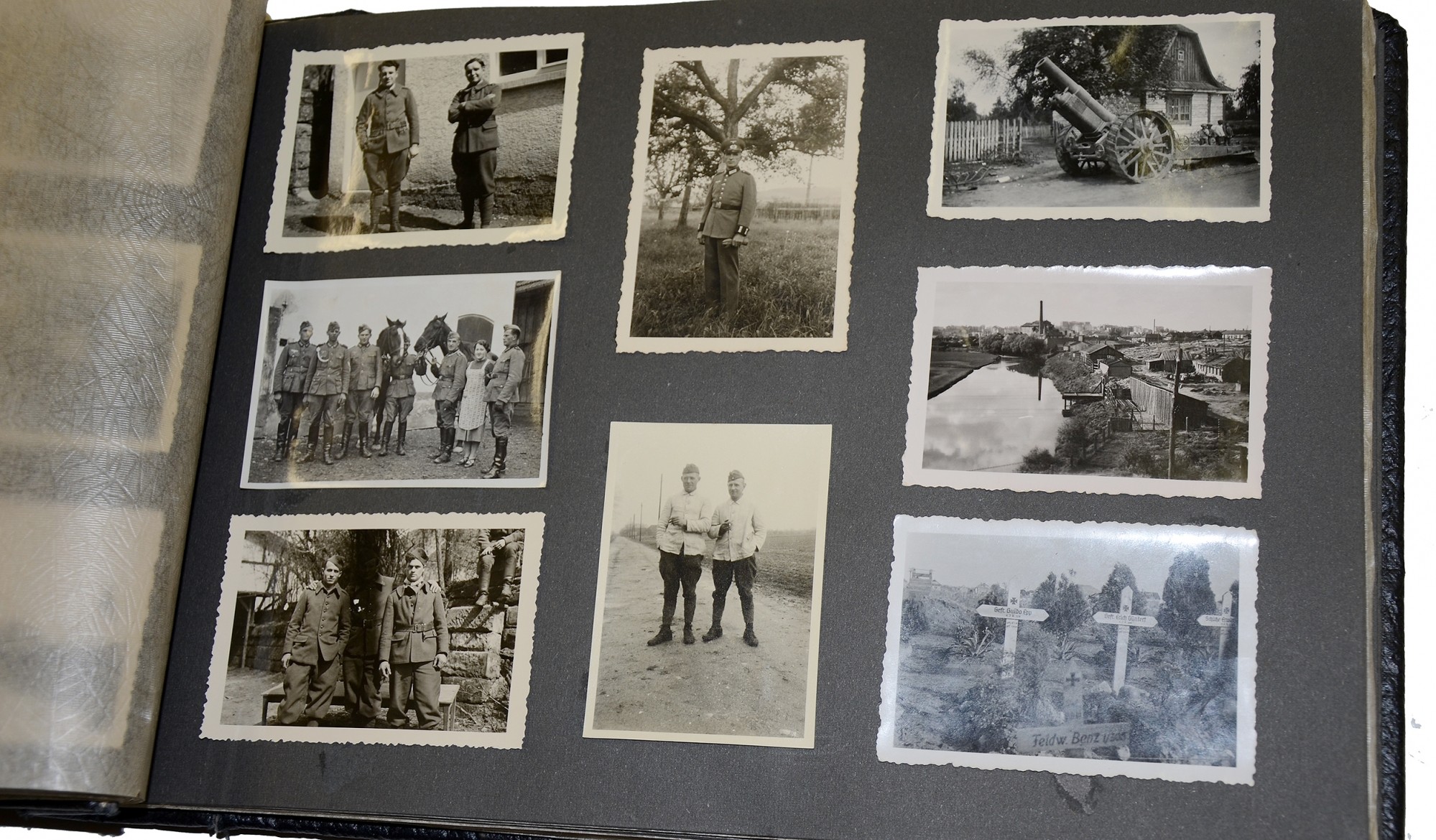 WORLD WAR TWO GERMAN COMBAT ALBUM — Horse Soldier