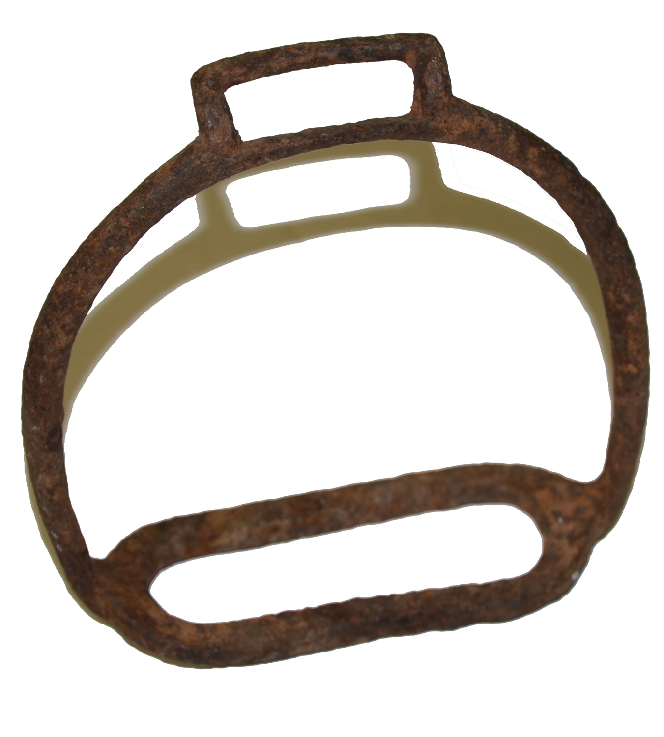 SINGLE IRON STIRRUP IN RELIC CONDITION — Horse Soldier
