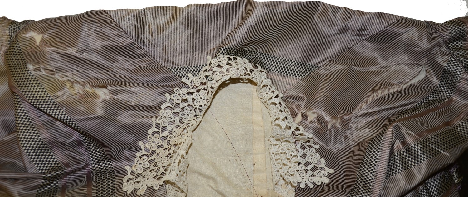 IRIDESCENT JACQUARD SILK TAFFETA BASQUE BODICE AND SKIRT C. 1858-1860 ...