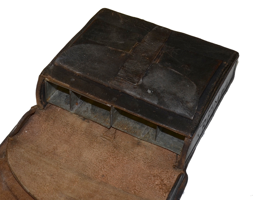 REGULATION 1861 CARTRIDGE BOX WITH PLATE — Horse Soldier