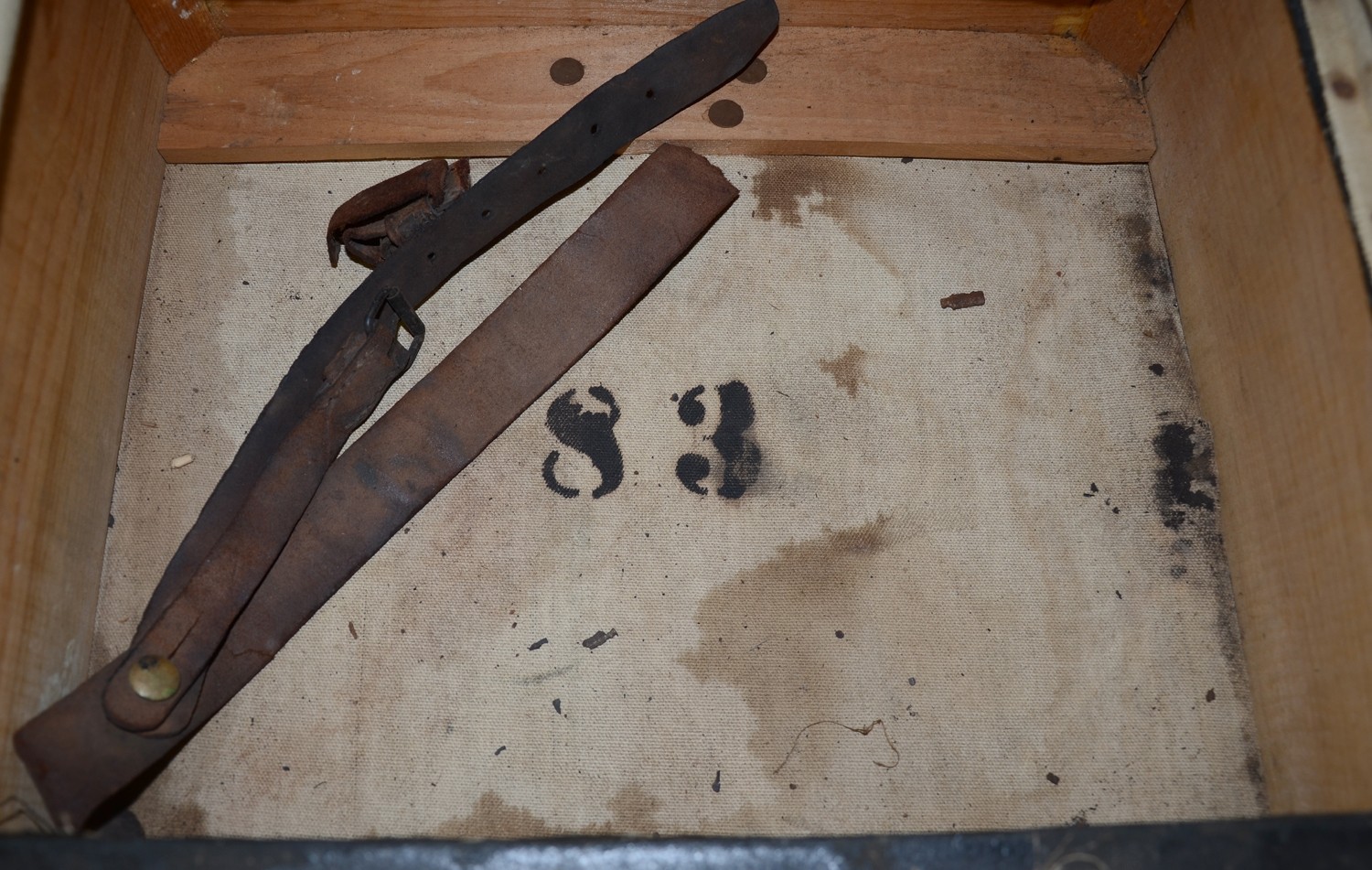 WOOD FRAME PAINTED ARTILLERY KNAPSACK — Horse Soldier