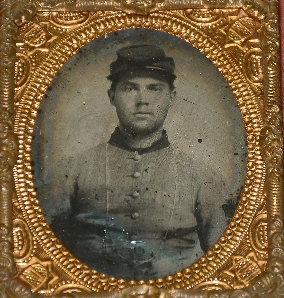 CLASSIC NINTH PLATE AMBROTYPE OF A SOUTHERN SOLDIER — Horse Soldier