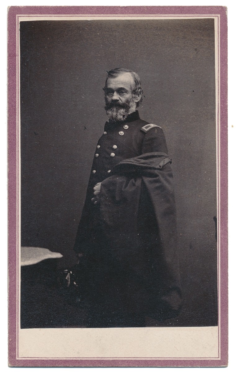 CARTE DE VISITE—GENERAL SAMUEL HEINTZELMAN. — Horse Soldier