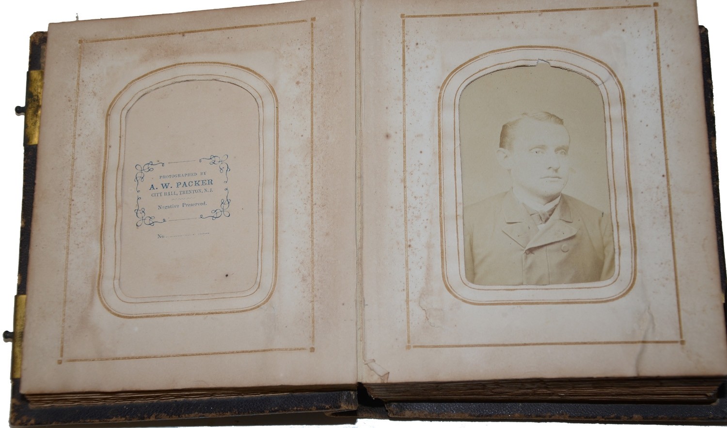CIVILIAN CDV ALBUM — Horse Soldier
