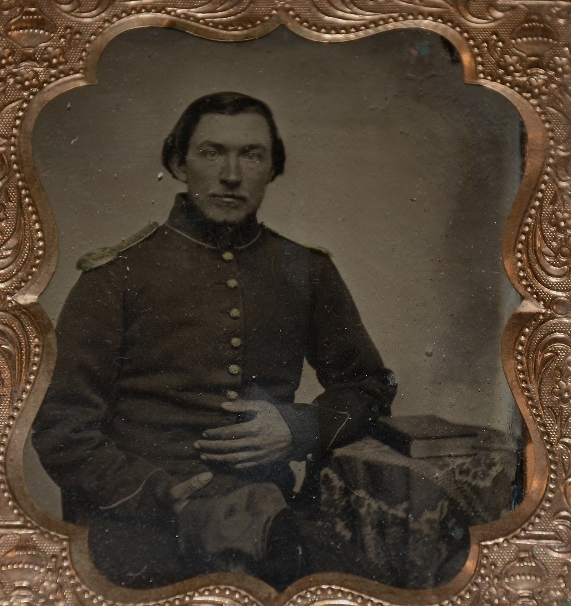 SEATED TINTYPE OF 100TH INDIANA SOLDIER — Horse Soldier
