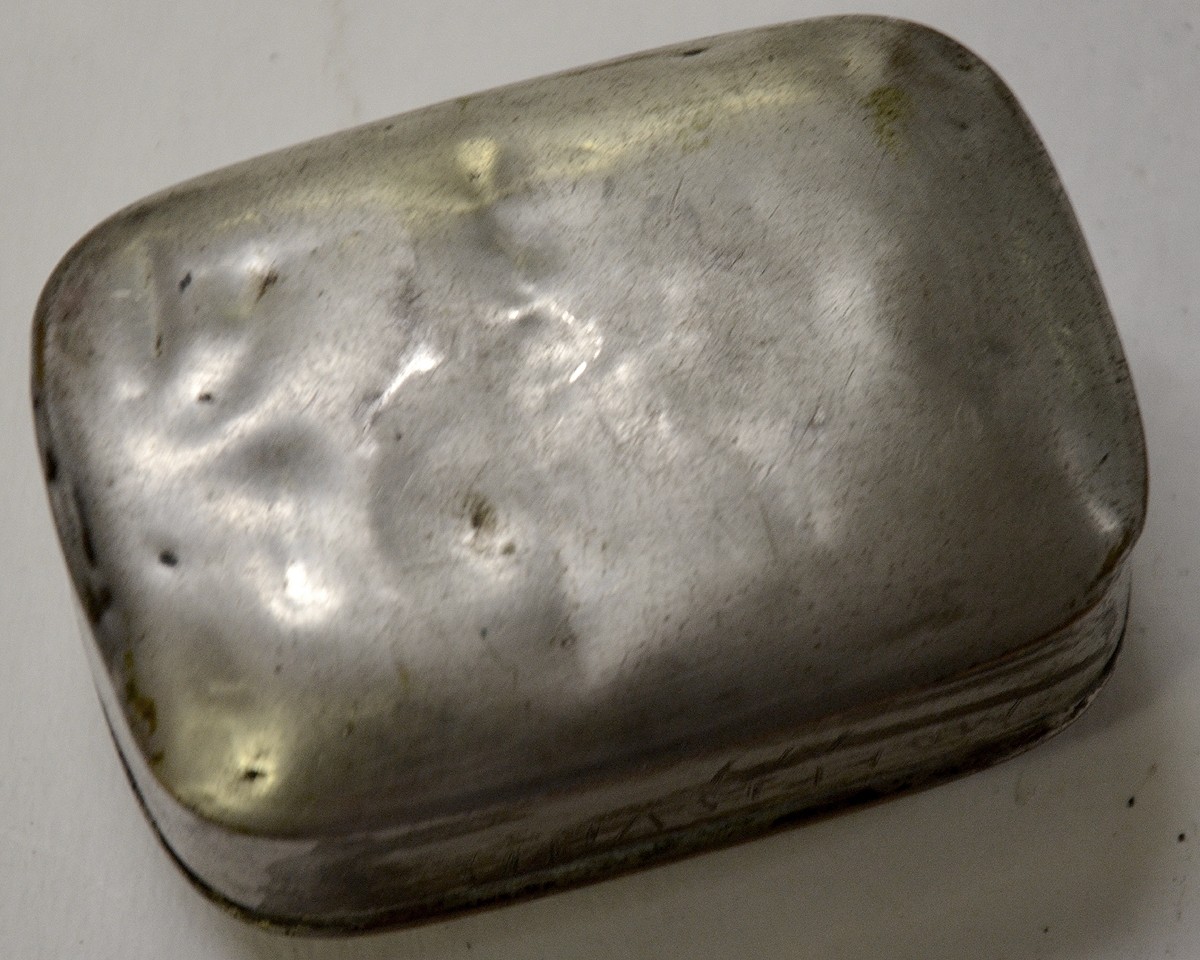 IDENTIFIED US WORLD WAR ONE SOAP DISH & FOLDING CUP FOR ARTILLERYMAN IN ...