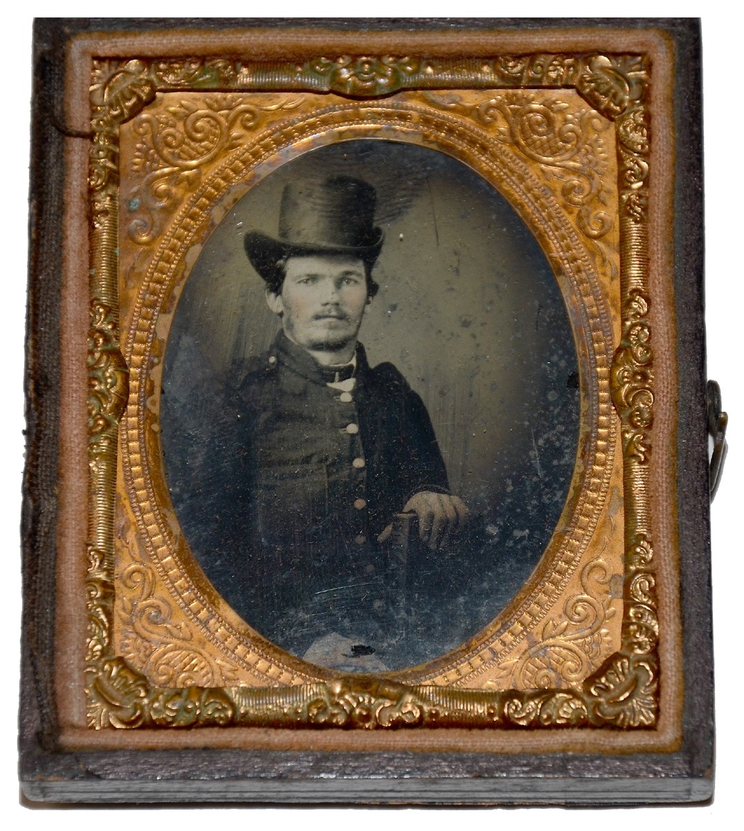 NINTH-PLATE AMBROTYPE OF A SOLDIER WEARING A TOP HAT — Horse Soldier