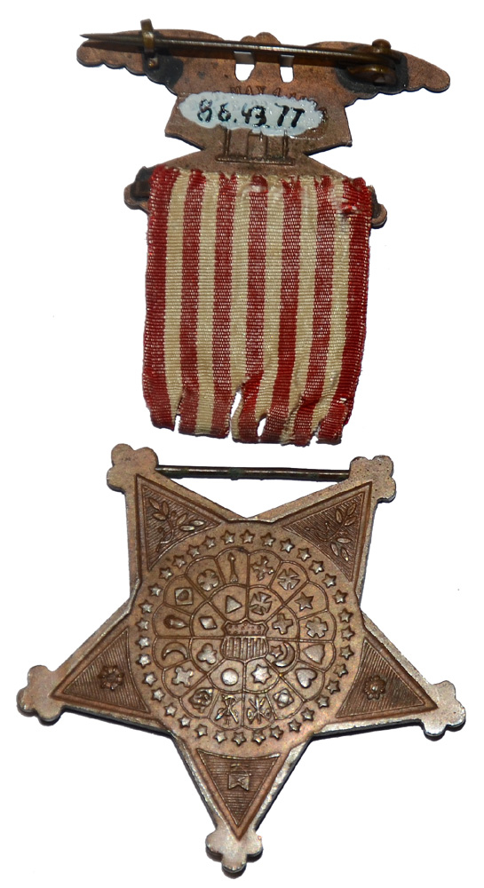 GAR MEMBERSHIP BADGE FROM THE MOLLUS MUSEUM — Horse Soldier