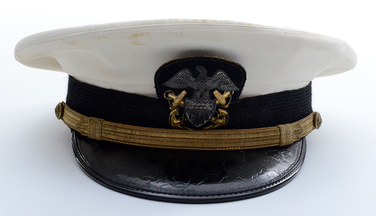 WHITE WORLD WAR TWO US NAVY OFFICER’S UNIFORM AND VISOR HAT — Horse Soldier