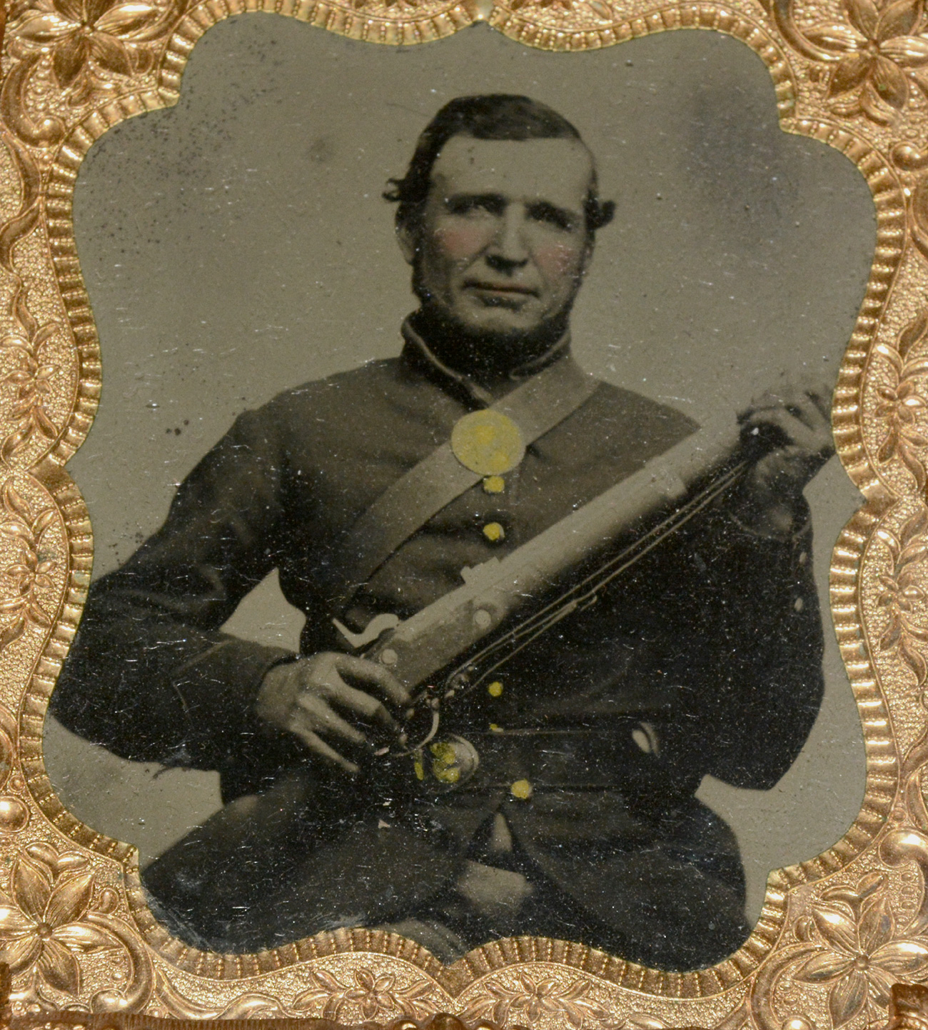 SIXTH-PLATE TINTYPE IMAGE OF ARMED FEDERAL SOLDIER — Horse Soldier