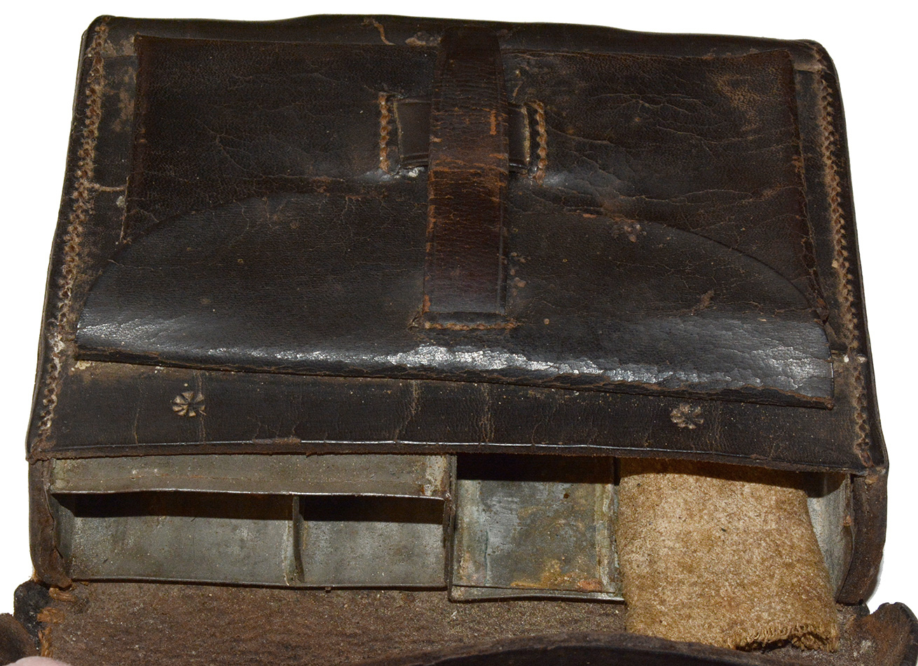 US 1861 PATTERN CARTRIDGE BOX BY GAYLORD WITH SLING AND PLATES — Horse ...