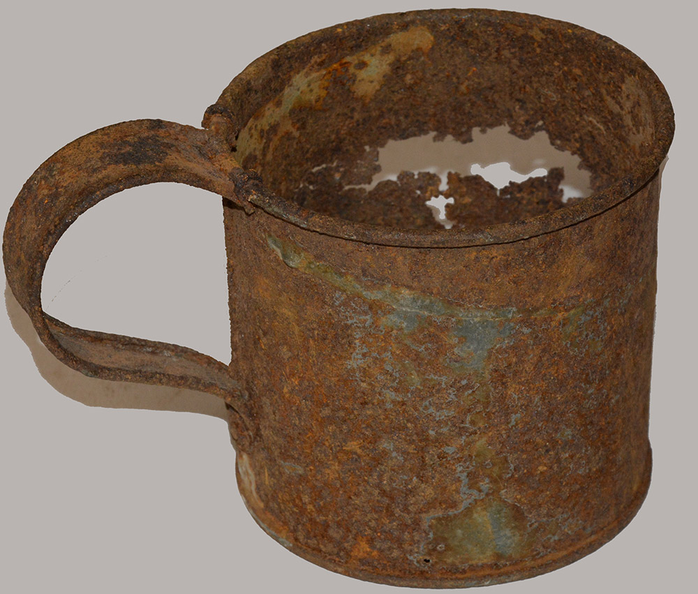 US CIVIL WAR ARMY ISSUE CUP IN RELIC CONDITION — Horse Soldier