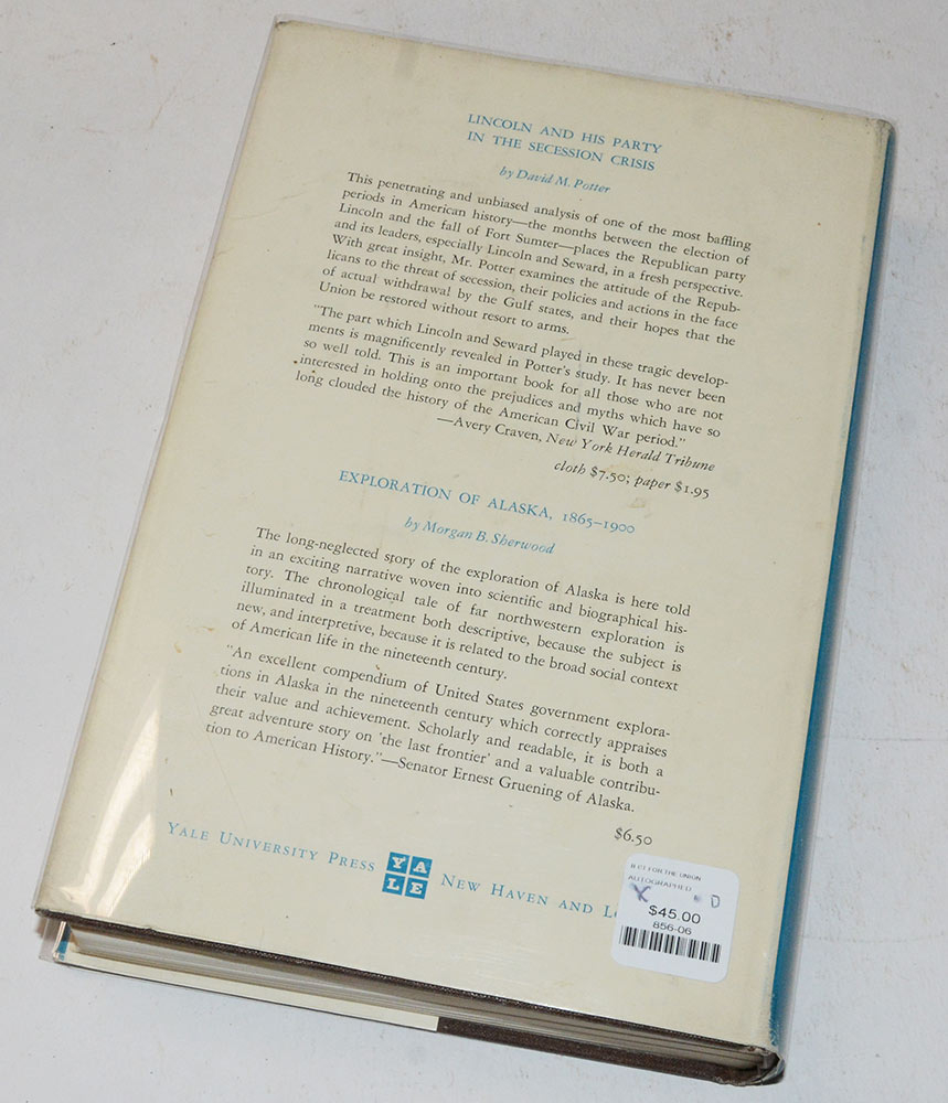 AUTOGRAPHED REFERENCE BOOK ON CONNECTICUT IN THE CIVIL WAR — Horse Soldier