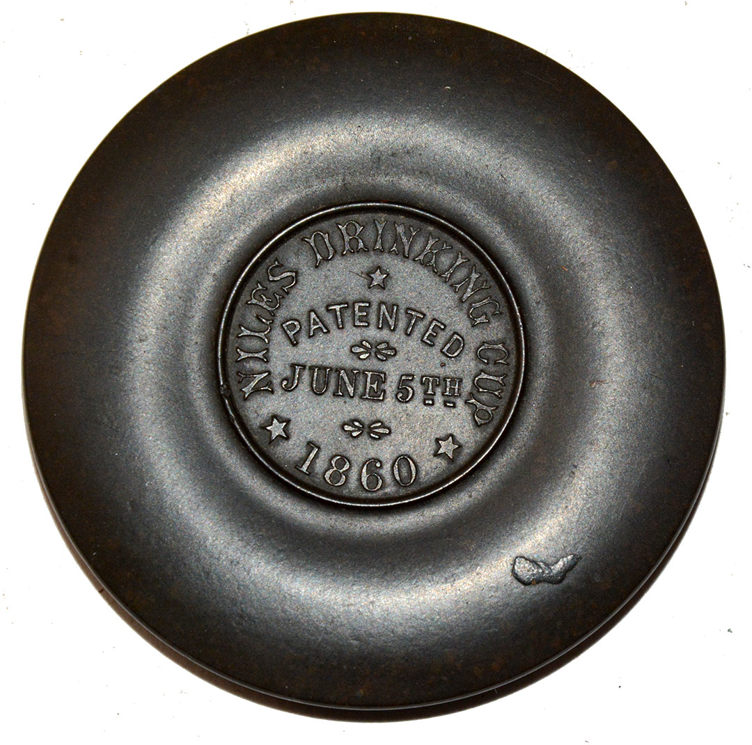 NILES PATENT 1860 HARD RUBBER COLLAPSIBLE CUP WITH LID — Horse Soldier