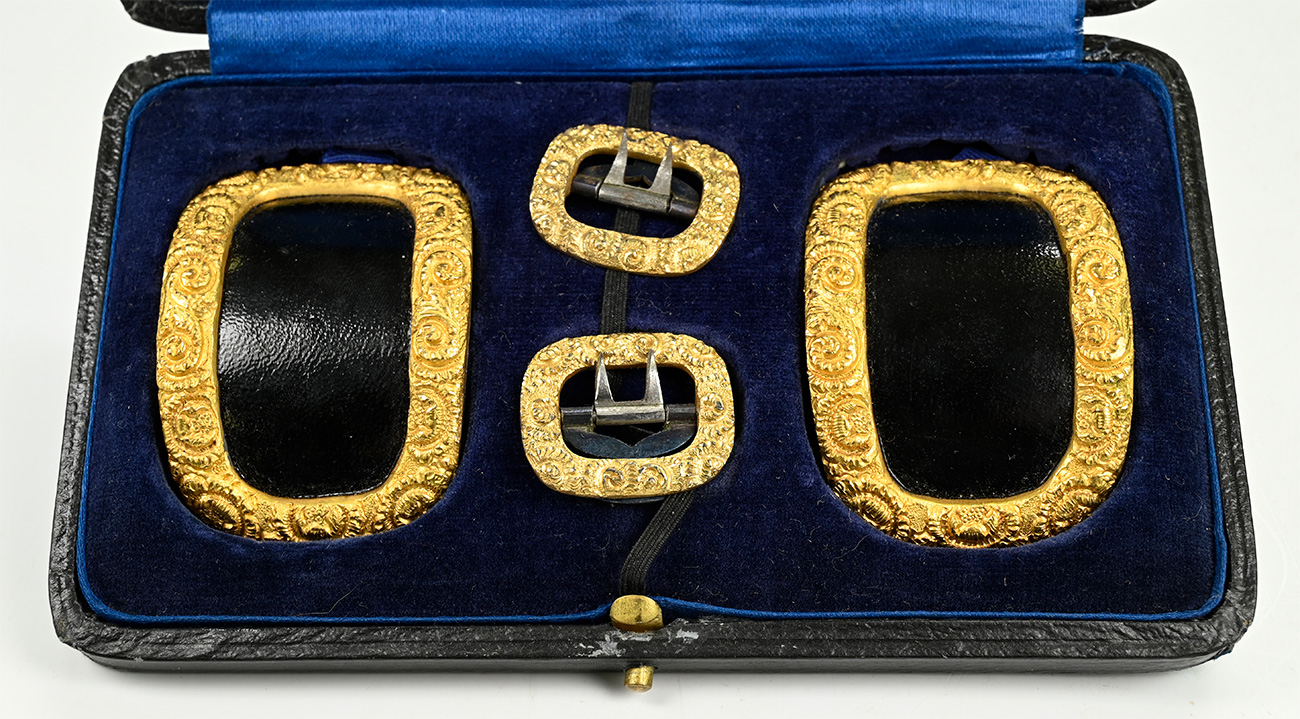 VERY PRETTY CIRCA 1830 CASED ENGLISH GOLD PLATED SHOE AND KNEE ...