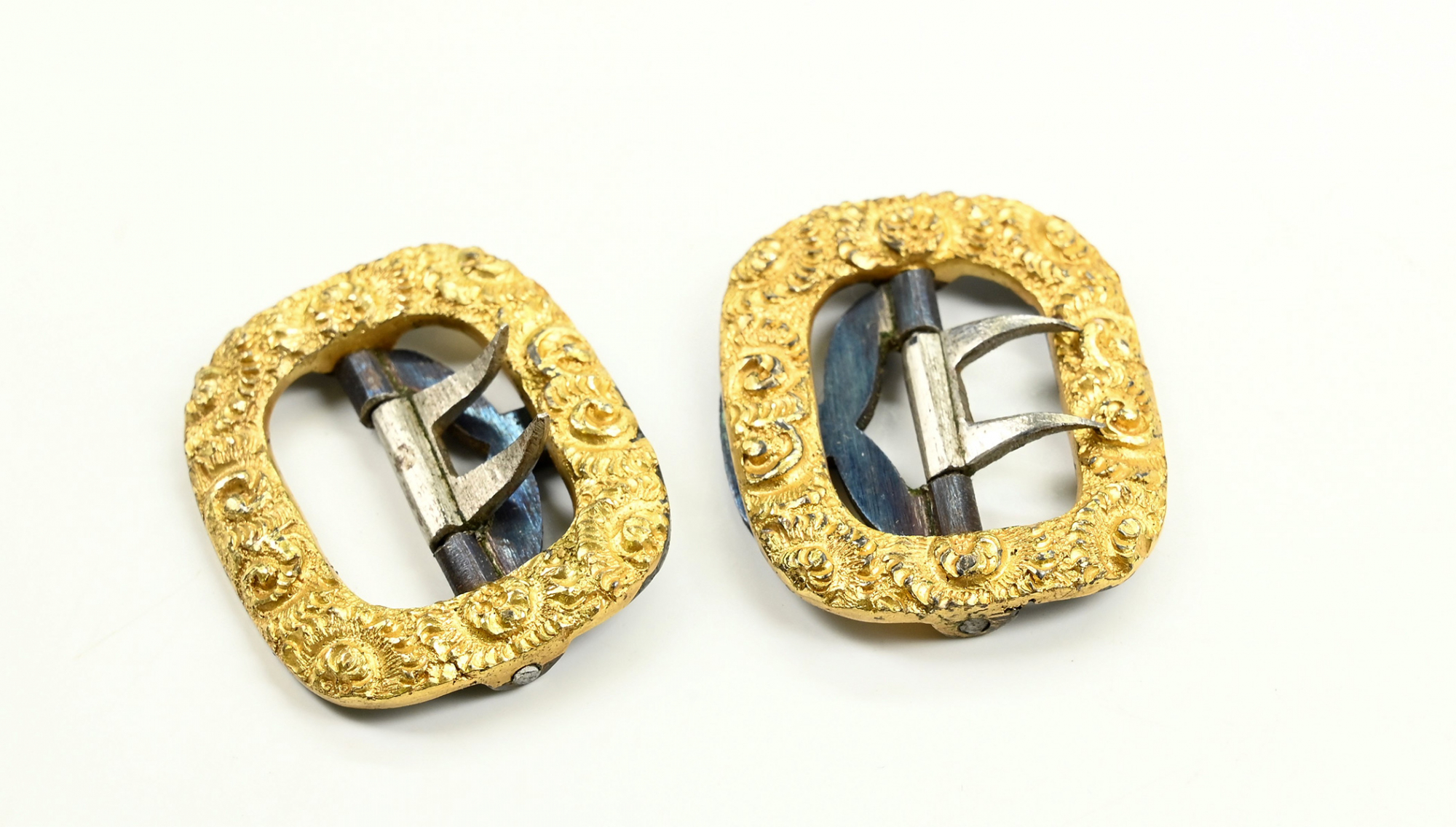 VERY PRETTY CIRCA 1830 CASED ENGLISH GOLD PLATED SHOE AND KNEE ...