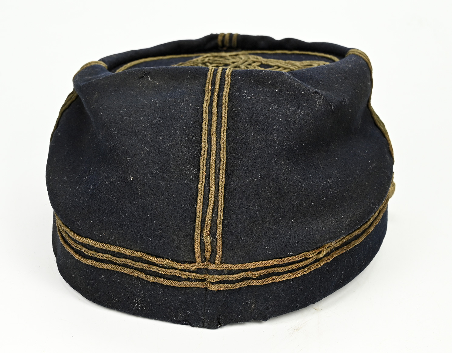CIVIL WAR MAJOR’S CHASSEUR CAP WITH ORIGINAL U.S. STAFF WREATH — Horse ...