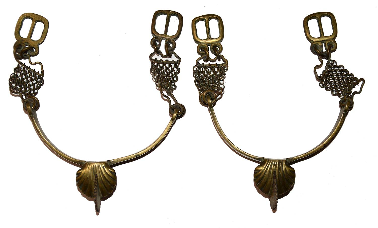 ELEGANT REVOLUTIONARY WAR PERIOD CLAMSHELL DESIGN SPURS — Horse Soldier
