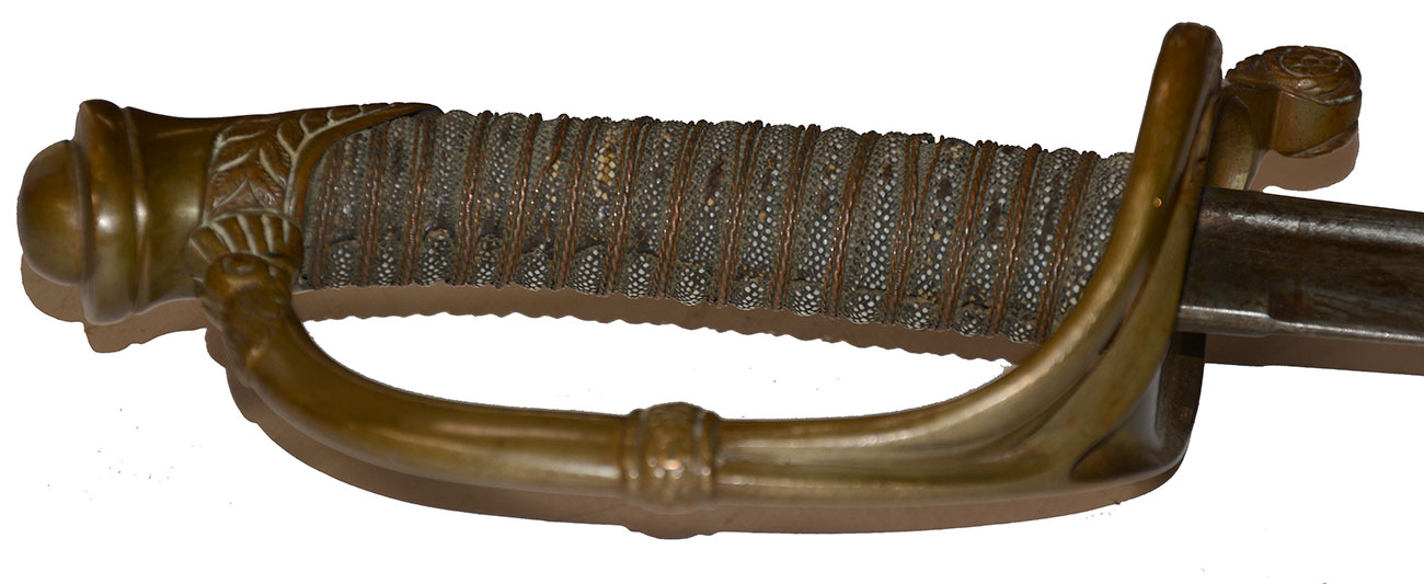 IMPORT NON-REGULATION FOOT OFFICER’S SWORD WITH UNUSUAL QUILL BACK ...