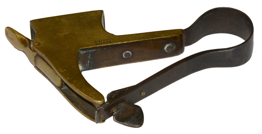 LARGE VETERINARY SPRING LANCET, MAKER MARKED, CIRCA 1850 — Horse Soldier
