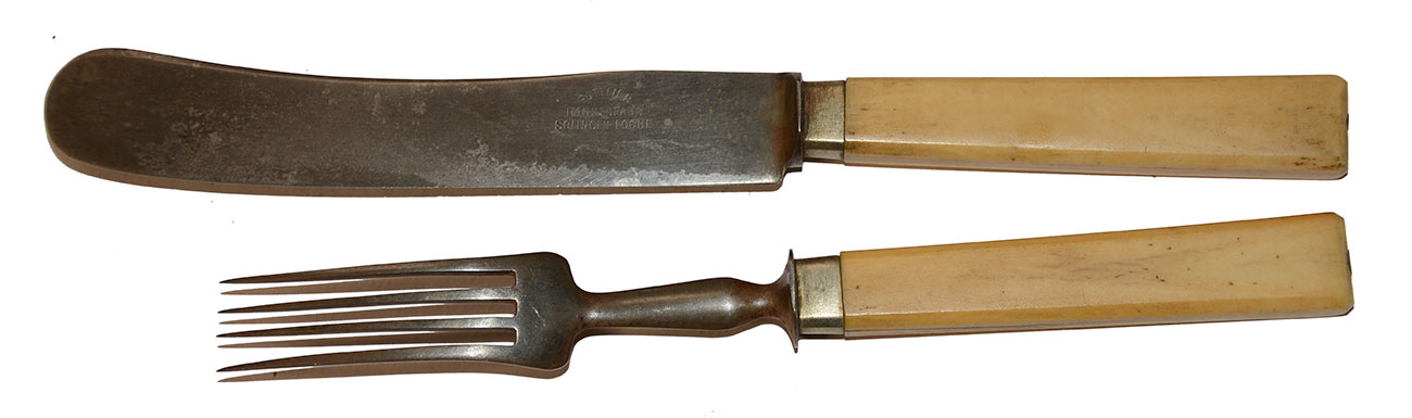 BONE HANDLED KNIFE AND FORK — Horse Soldier