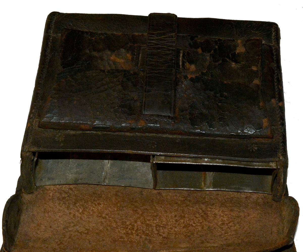 US CIVIL WAR MAKER MARKED CARTRIDGE BOX WITH NAME SCRATCHED ON FRONT ...
