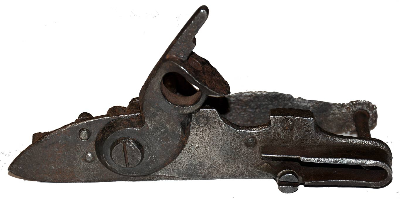 COMPLETE EARLY FLINTLOCK LOCKPLATE ASSEMBLY RECOVERED IN NEW YORK ...