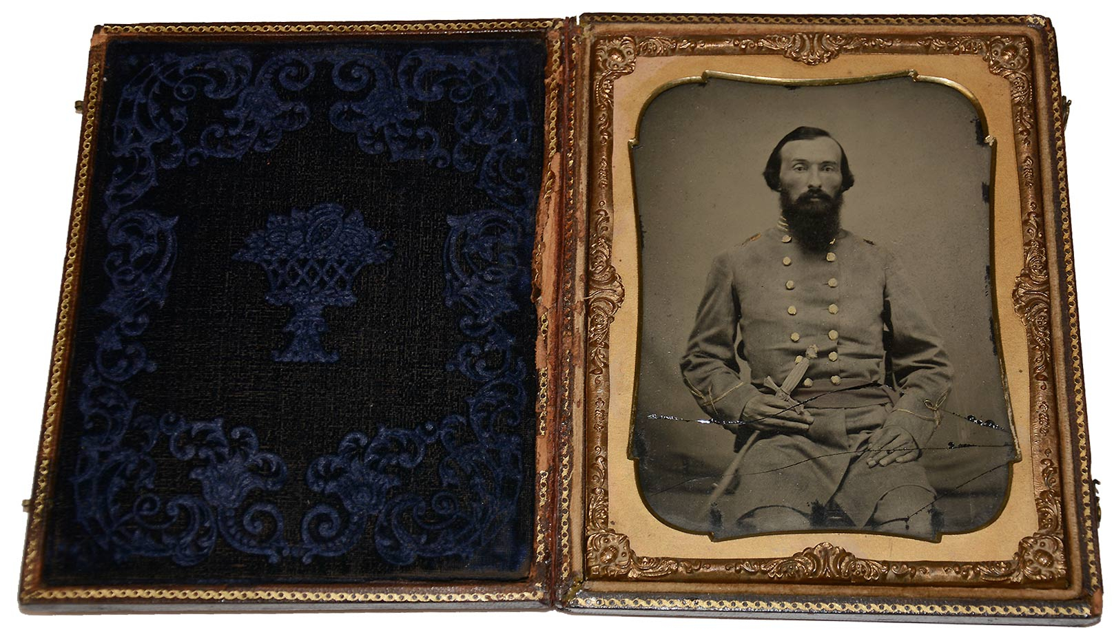 WONDERFUL HALF-PLATE AMBROTYPE OF A CONFEDERATE CAPTAIN — Horse Soldier
