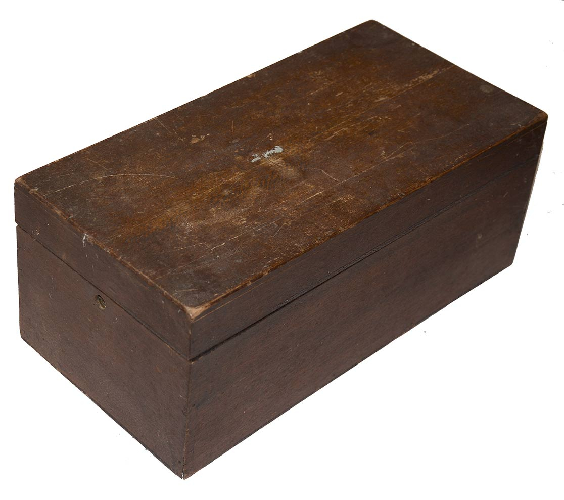 19TH CENTURY SHAVING BOX WITH MIRROR AND RAZOR — Horse Soldier