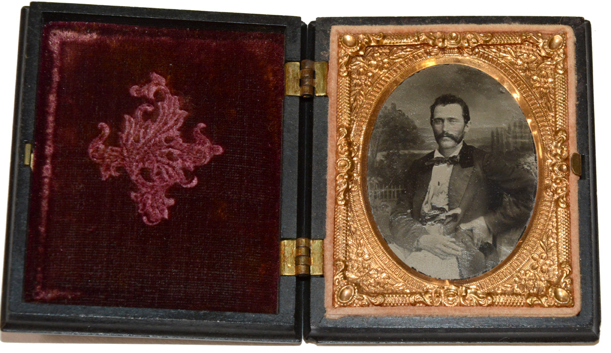 NINTH PLATE RUBY AMBROTYPE OF A MAN WITH A BELT KNIFE — Horse Soldier