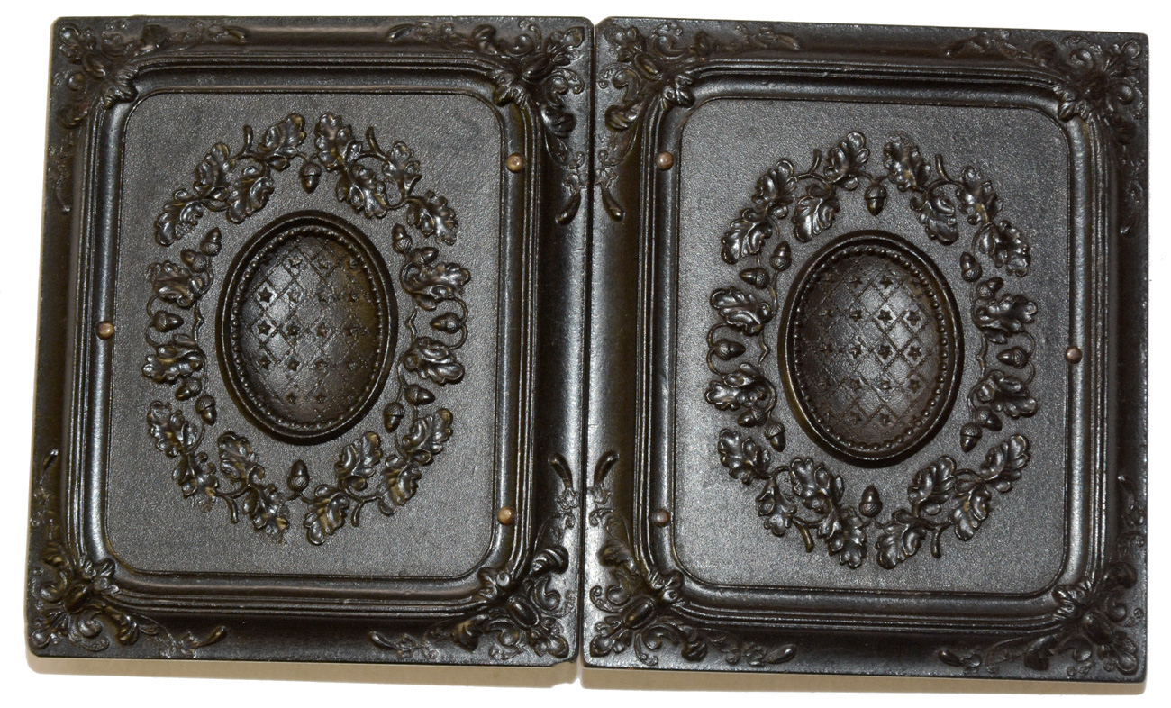 NINTH PLATE RUBY AMBROTYPE OF A MAN WITH A BELT KNIFE — Horse Soldier