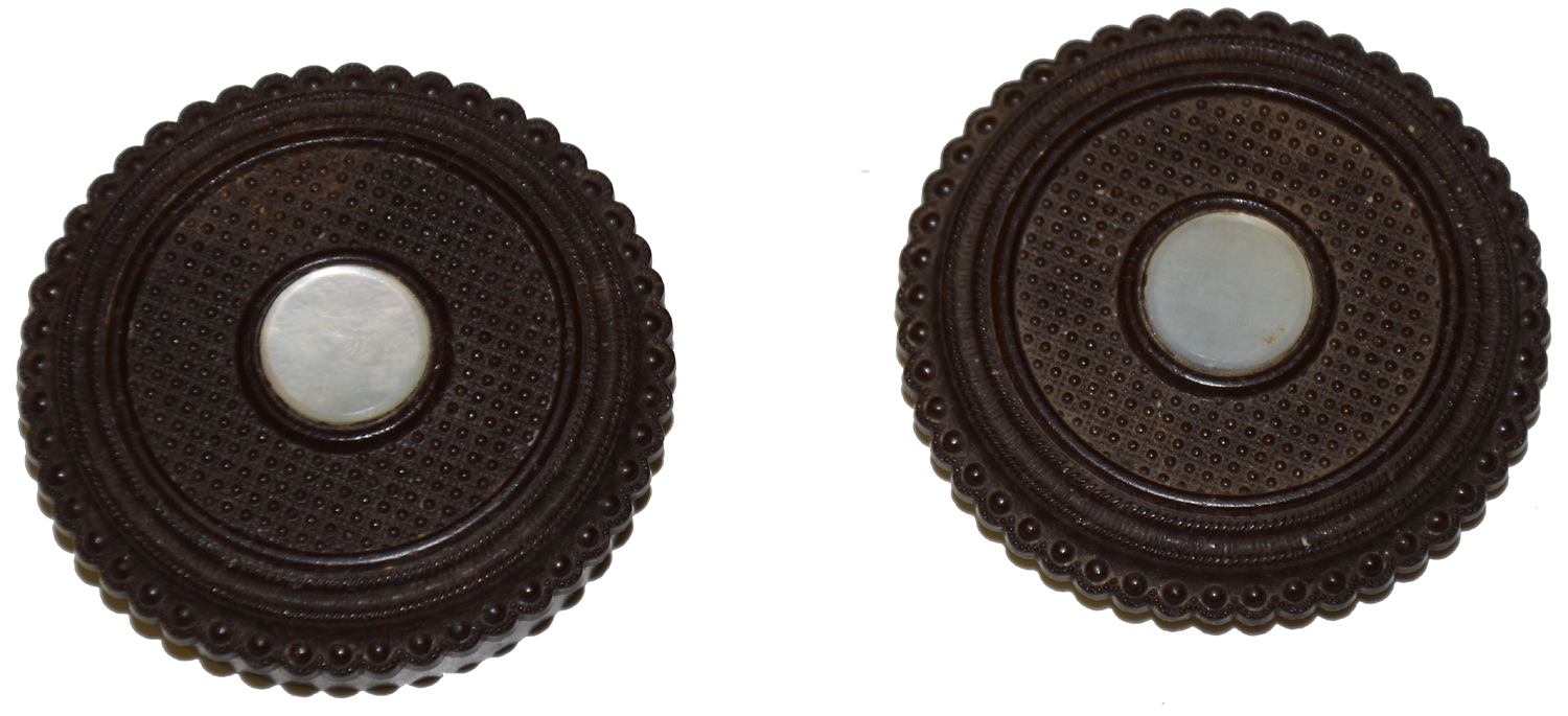 TINTYPE OF SOLDIER IN ‘OREO’ CASE — Horse Soldier