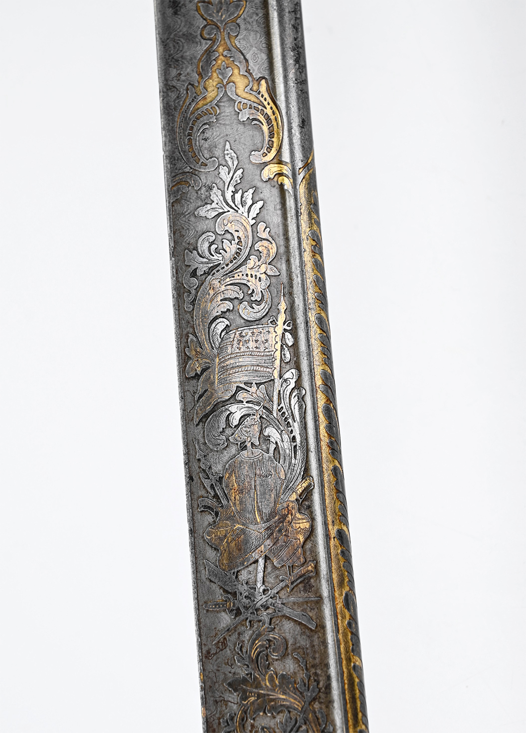 IMPRESSIVE GOLD WASHED DAMASCUS BLADE PRESENTATION SWORD OF CAPT ...