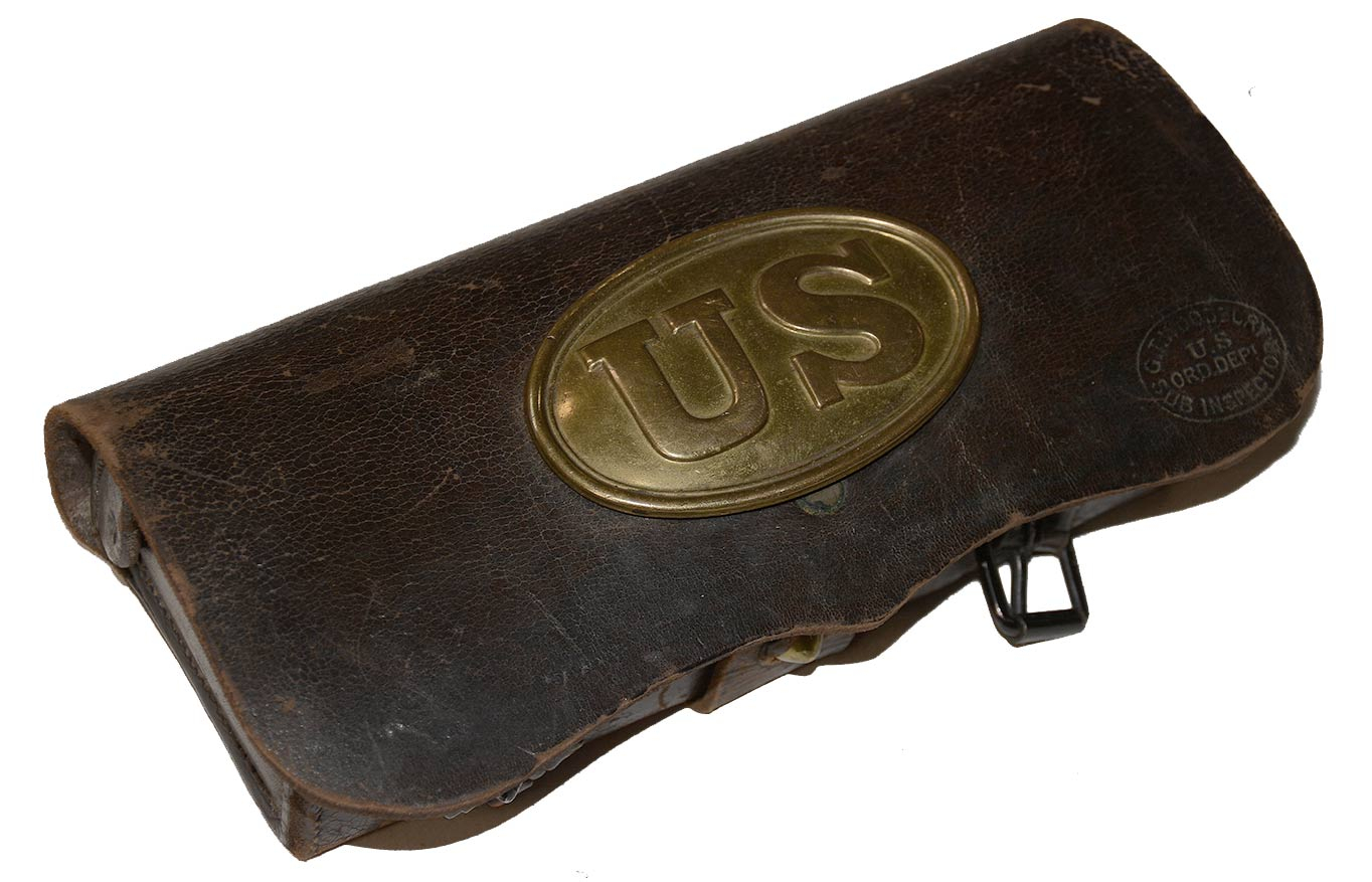 CIVIL WAR CAVALRY CARBINE CARTRIDGE BOX WITH BRASS PLATE — Horse Soldier