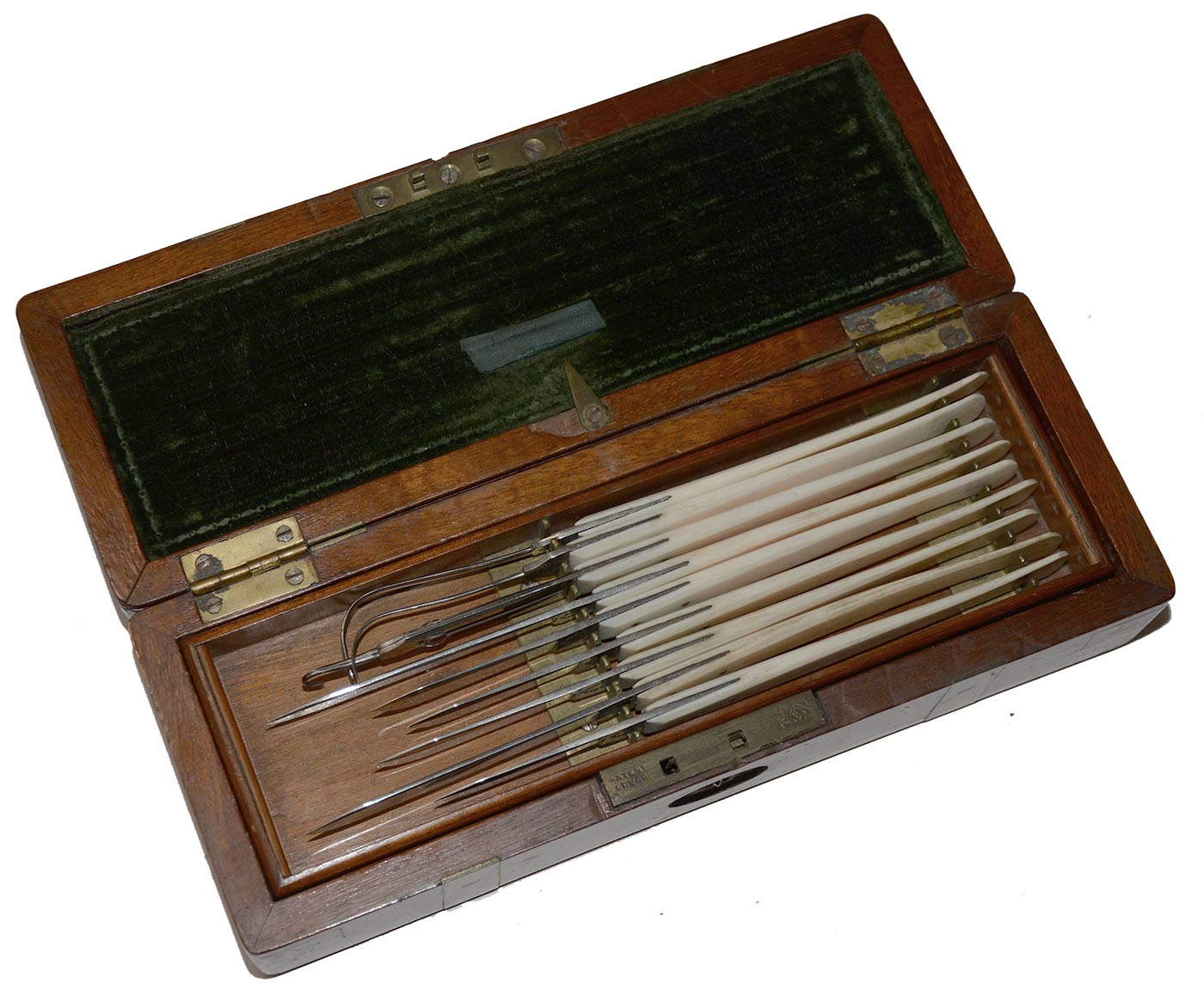 19TH CENTURY ENGLISH MADE MEDICAL KIT — Horse Soldier