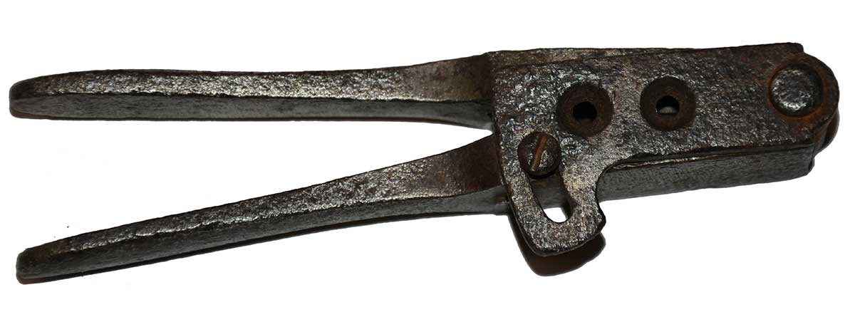 “COLT’S PATENT” MOLD FOR .36 CAL. BULLETS PICTURED IN “ROUND BALL TO ...