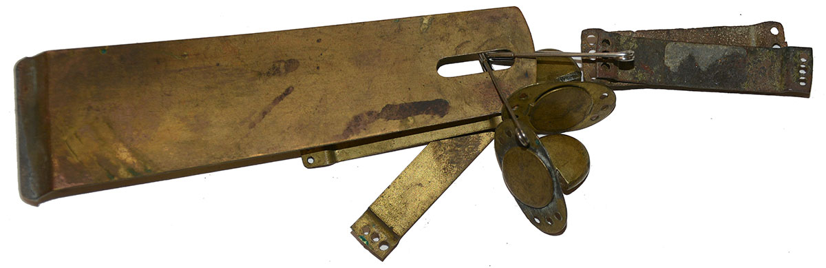 PAIR OF BRASS CIVIL WAR NCO SHOULDER SCALES WITH ATTACHMENTS — Horse ...