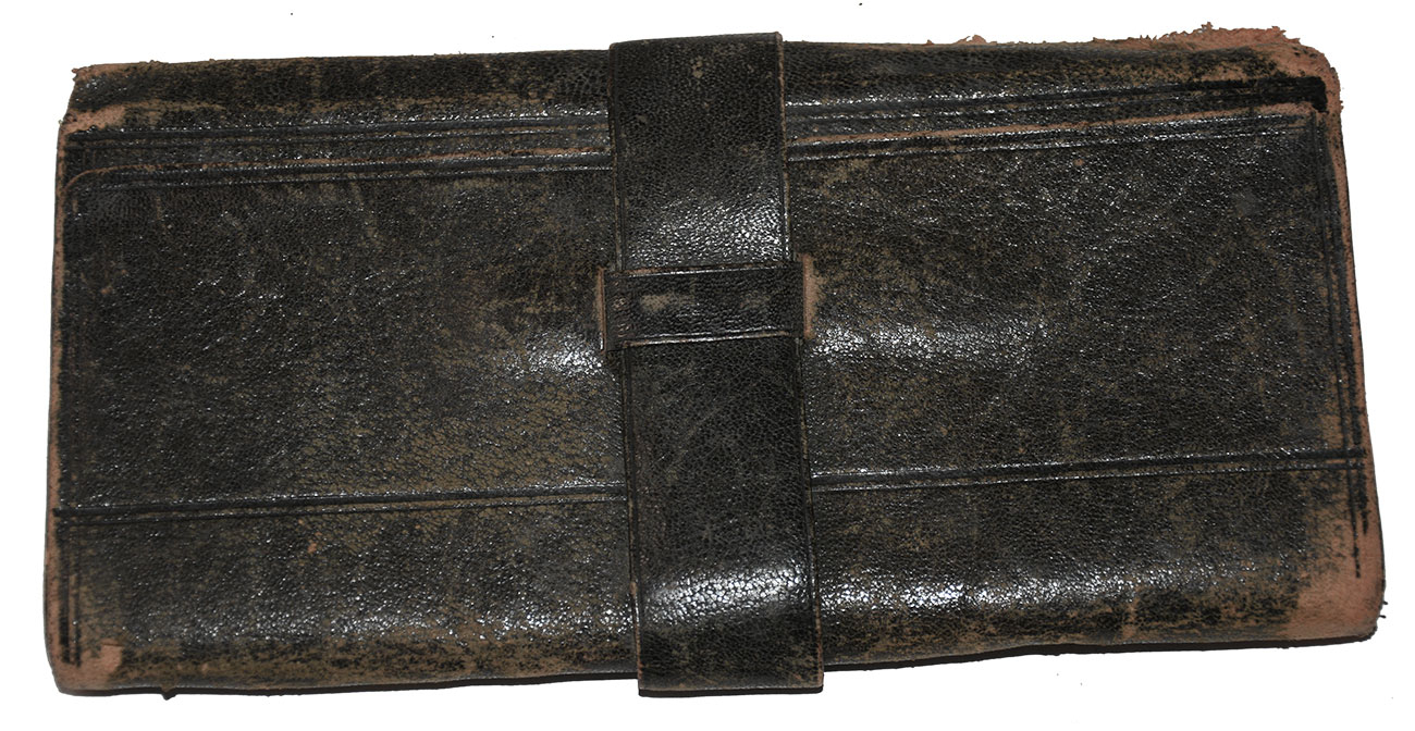 OLD LEATHER WALLET — Horse Soldier